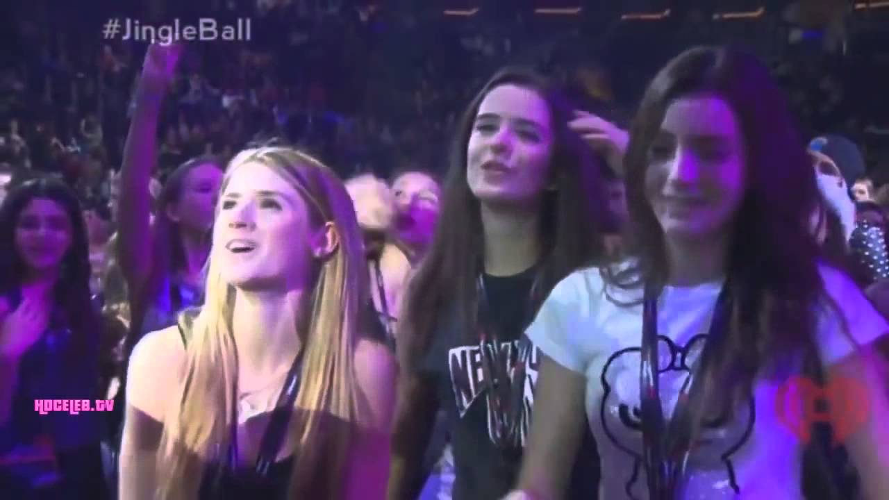 Miley Cyrus - Adore You Live 2013 - YouTube