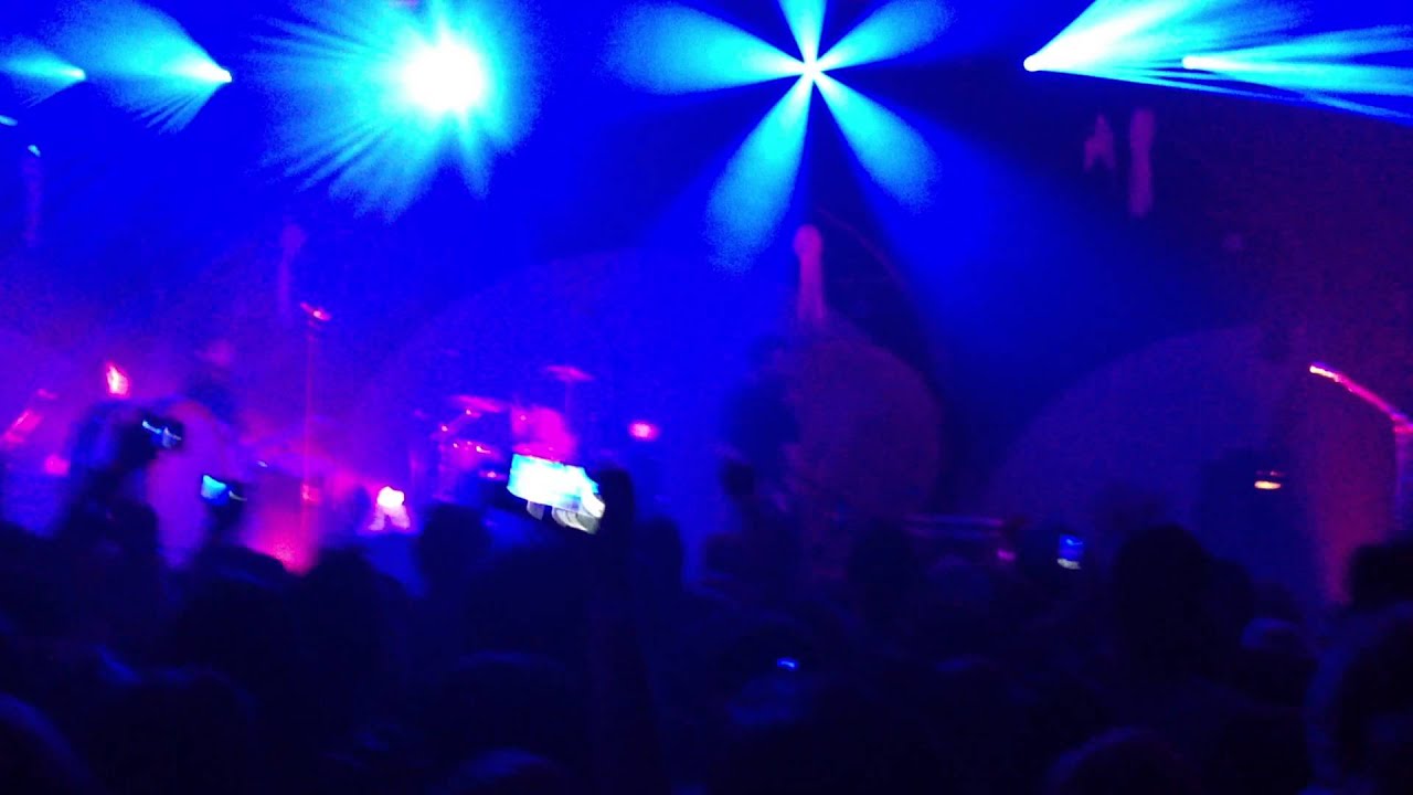 Imagine Dragons - Radioactive LIVE in Edmonton - YouTube