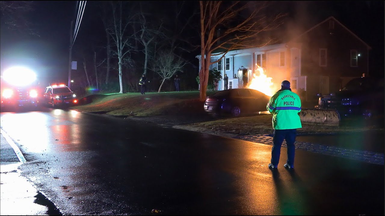 WATCH *** Mechanical issue sparks vehicle fire... - YouTube