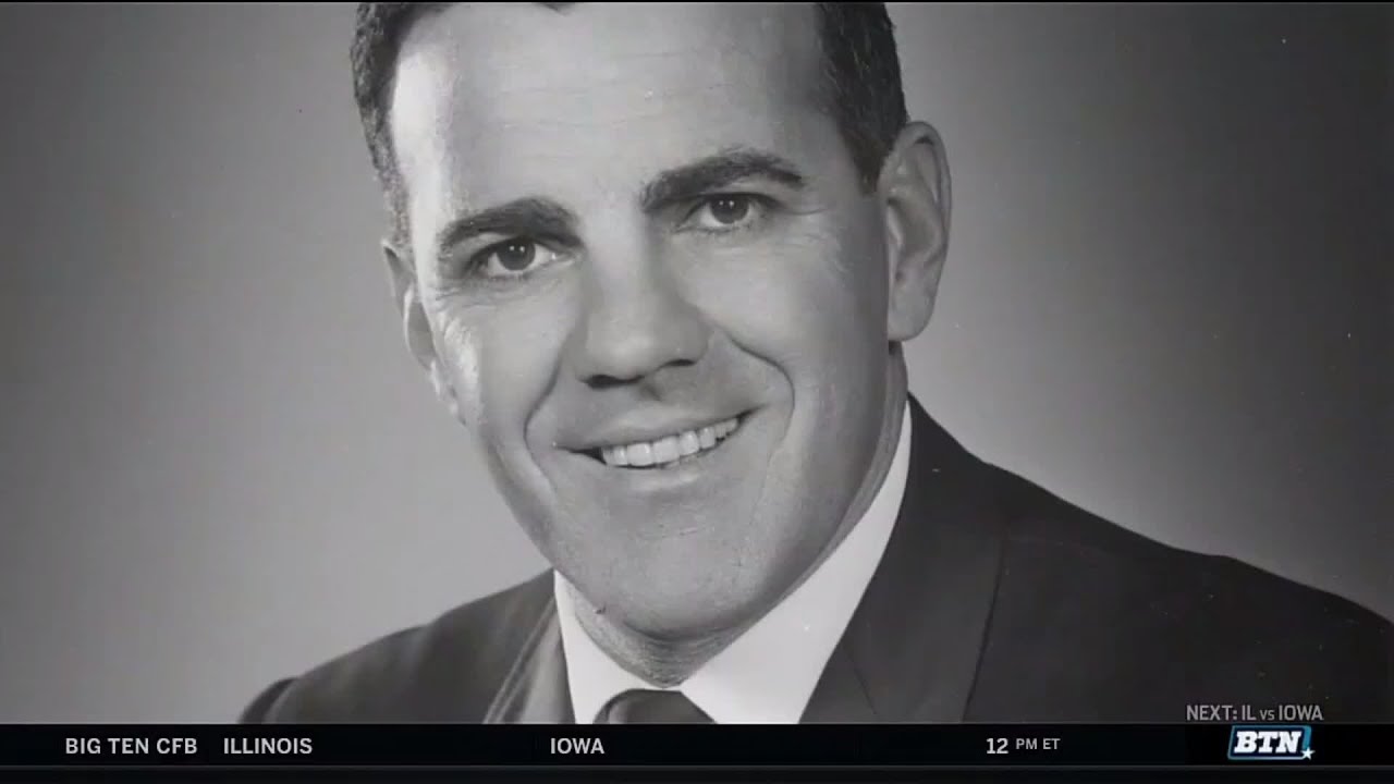 Iconic Person: Ara Parseghian - YouTube