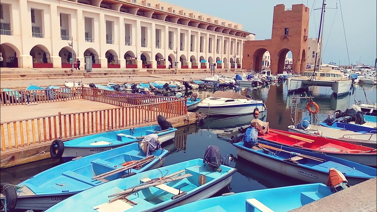 ALGÉRIE . Alger Le port de" Sidi Fredj " . - YouTube