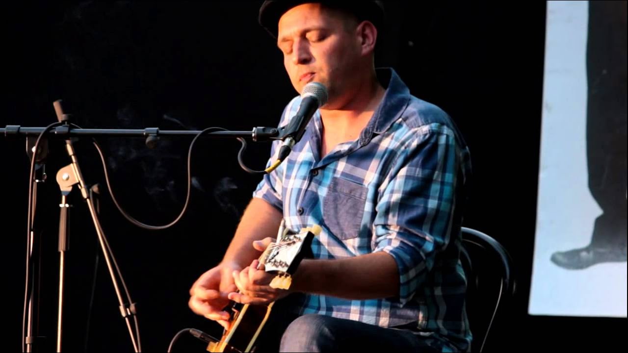 Little G Weevil - Kokomo Blues 2015 Live - YouTube