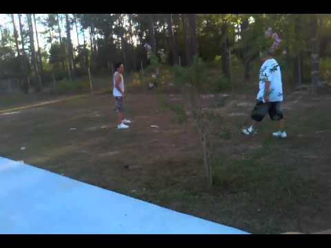 Jorge and caleb body boxing in timberland - YouTube