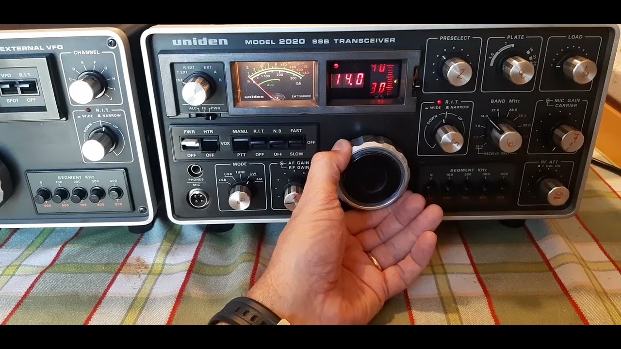 Test with Uniden Tempo 2020 in CW after repairing - YouTube