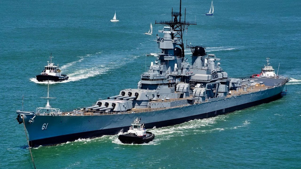 Full Tour of USS Iowa Battleship - YouTube
