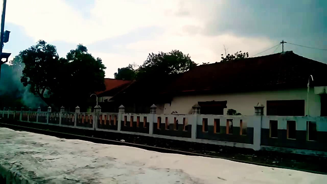 KA 42 Gajayana spesial K1 18 Stanless stail - YouTube