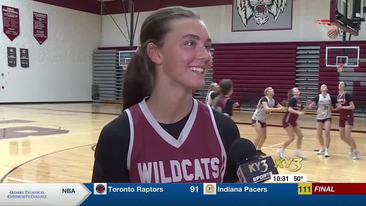 Athlete of the Week - Hailey Buckman, Rogersville basketball - YouTube