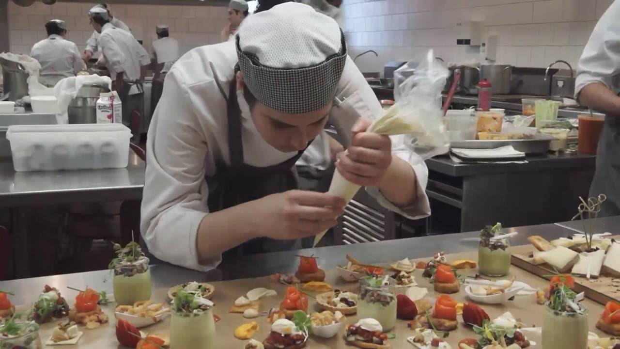 Visez l'excellence en cuisine et gastronomie! - YouTube