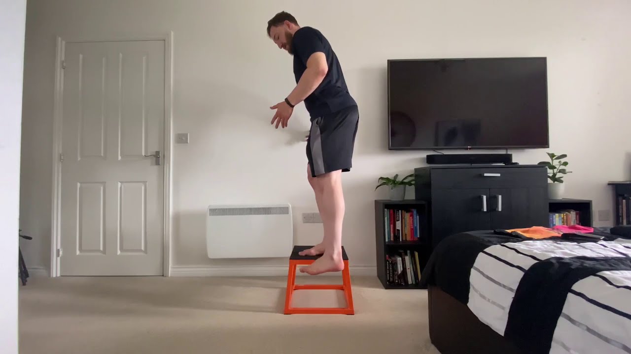 Hip Hitch:Hike - YouTube