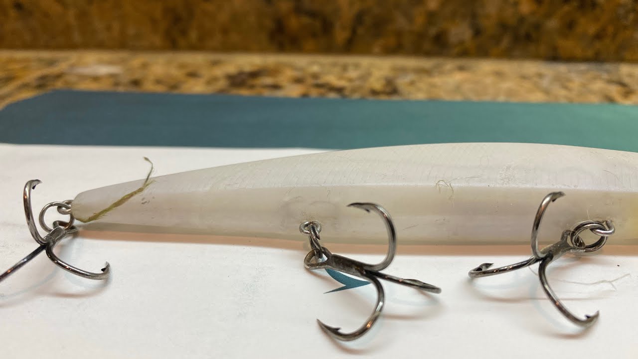 Fall Fishing Tips - Jerkbait - check your hooks #fishing #fishingtips #jerkbaits #hooks - YouTube