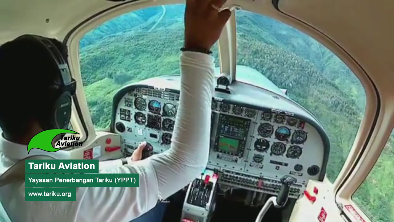 Tariku Aviation - Crosswind Landing on Mountain Runway - YouTube