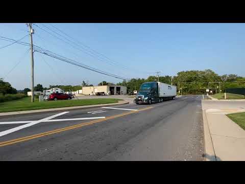 Prime Inc. Tractor Trailer Truck - 8/27/20 - YouTube