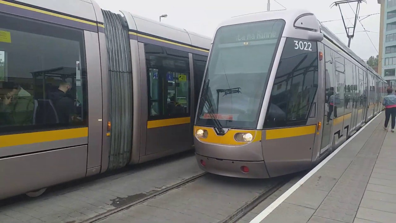 Scenery on the LUAS red line between Blackhorse and Rialto - YouTube