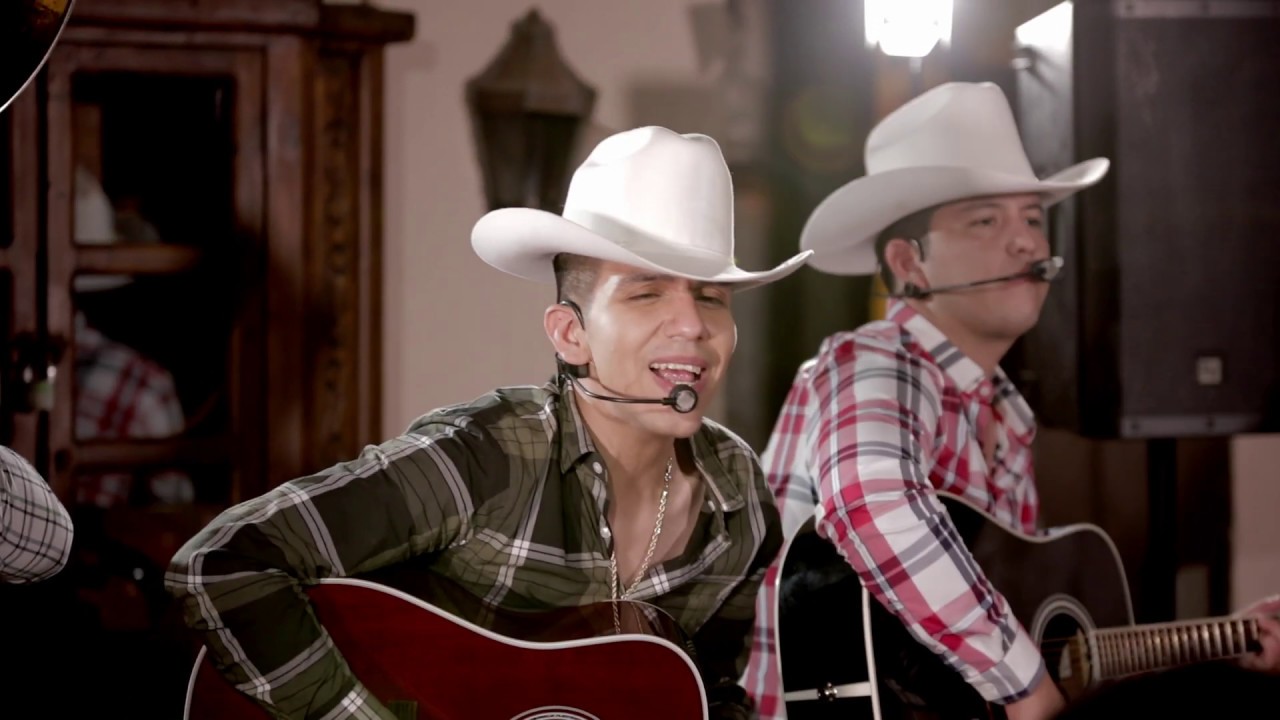 Jovanny Cadena y Su Estilo Privado - Tarde O Temprano [En Vivo] - YouTube