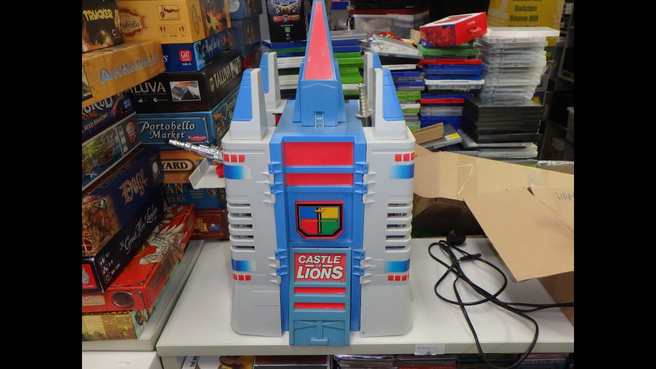 Vintage 1984 Voltron Castle of Lions Panosh Place - YouTube