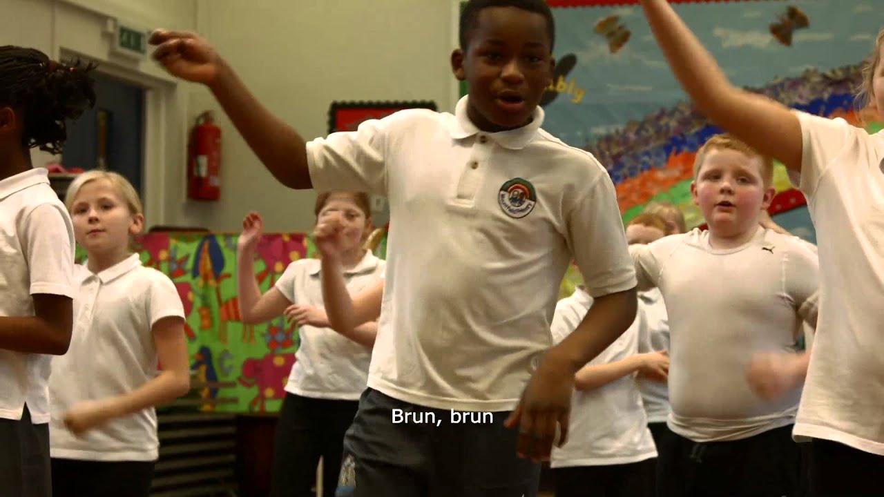 Learn les couleurs (colours) in French through dance - YouTube