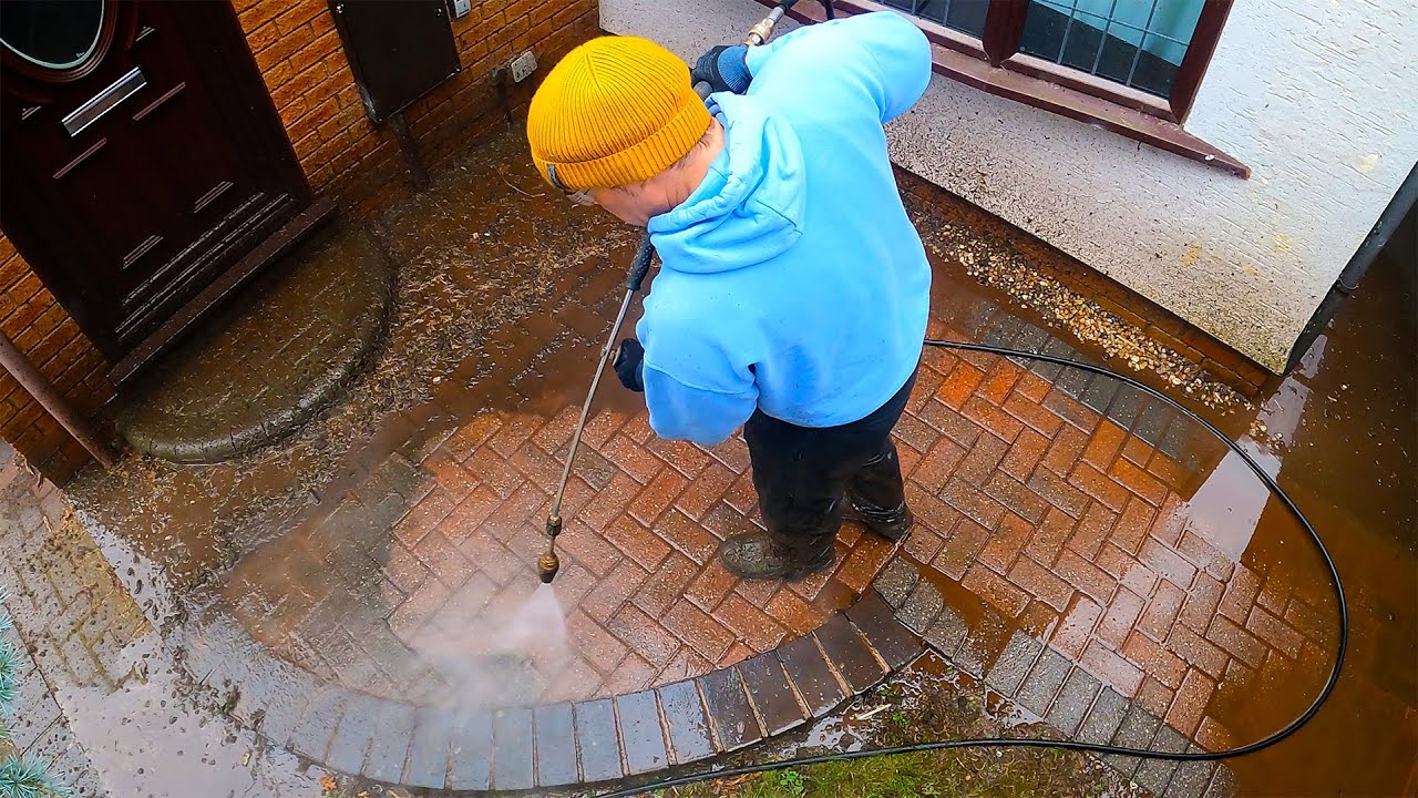 A Filthy Driveway Clean. Years of Dirt Washed Away - YouTube