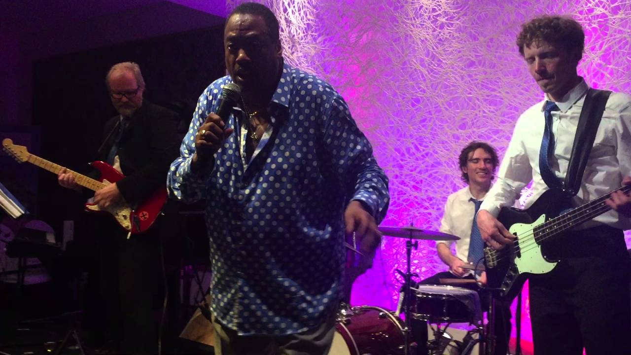 Keith Tynes - I feel good & Lets twist again - YouTube
