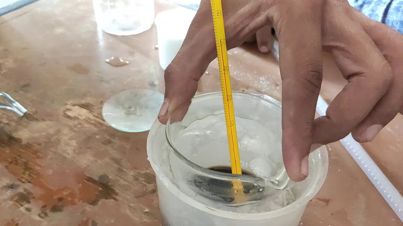 Measuring of Pour Point and Cloud Point of Lubricating Oil - YouTube