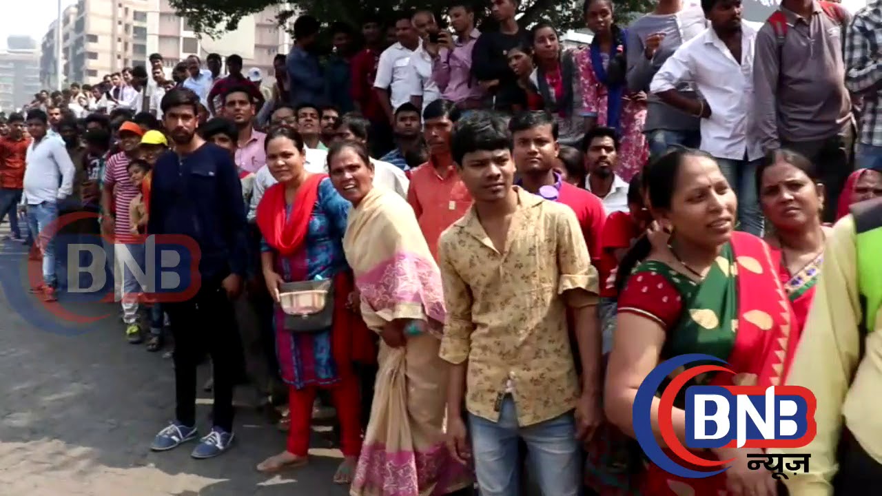 People Gather In Large Amount For One last view of shree devi's dead ...