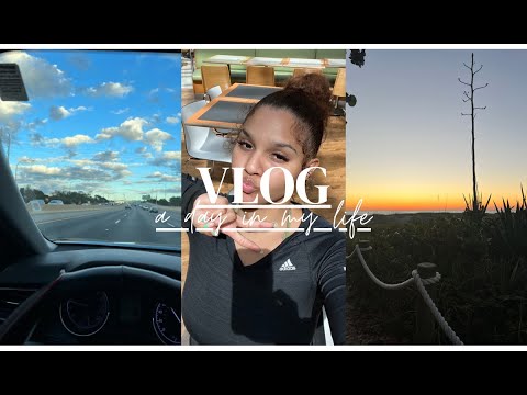 VLOG| MY FIRST YOUTUBE VIDEO+ SPEND THE DAY WITH ME! - YouTube