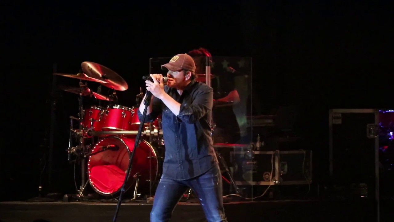 Rodney Adkins - Fayetteville NC - Caught Up In The Country - YouTube