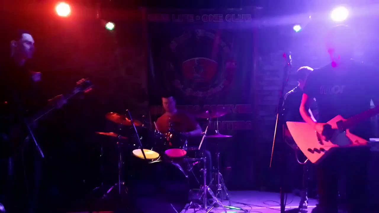 The Offspring - The Kids Aren't Alright (2) - YouTube