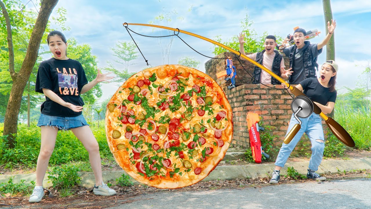 Action Nerf War: Captain SWAT Girl Nerf Guns Robber Pizza Battle - YouTube
