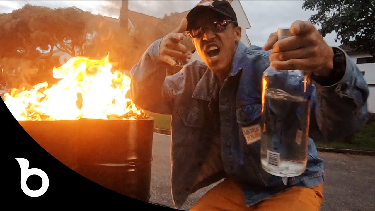 Kanella - Nellas Flame - (Clipe Oficial) - YouTube