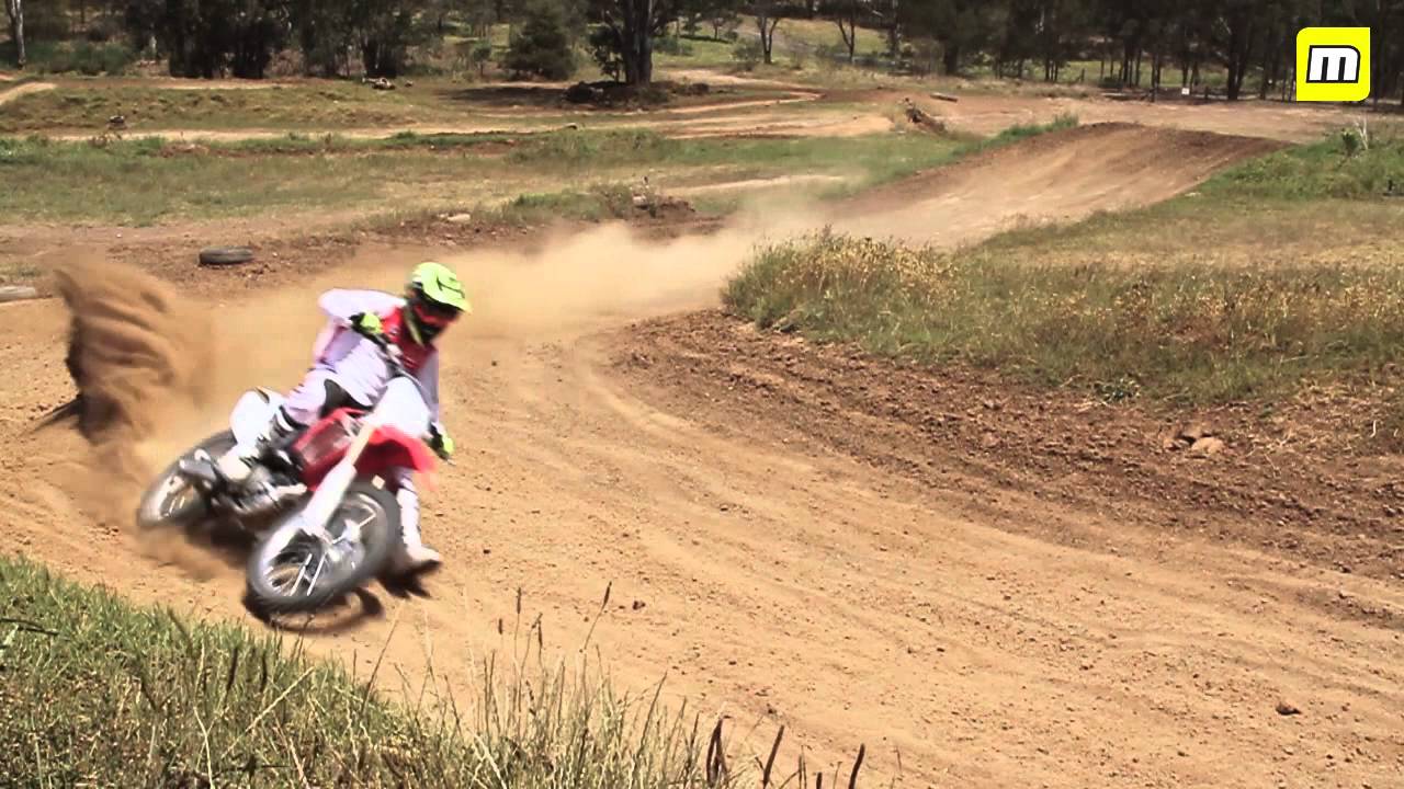 MotoOnline Films: 2014 Honda CRF250R and CRF450R test - YouTube
