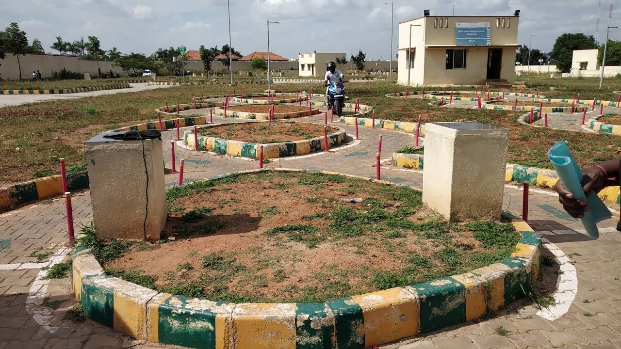 Two Wheeler Live Testing at Serpentine Testing Track Huskur Main Road ...