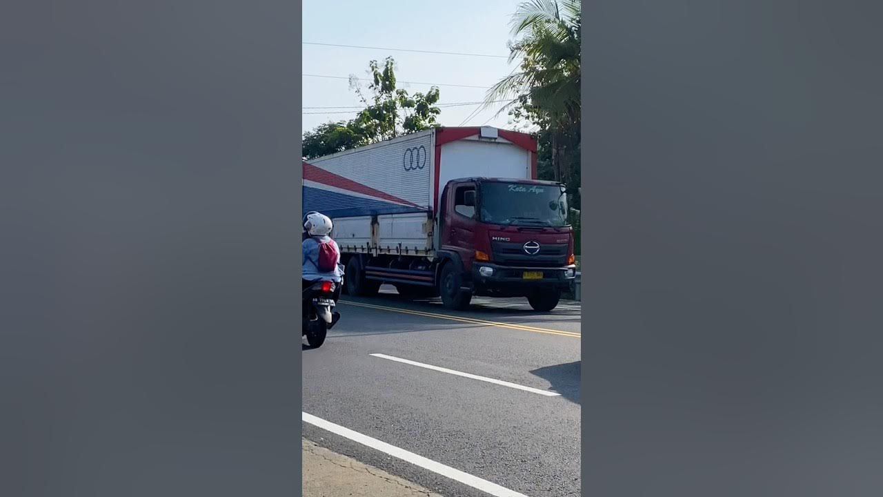 TRUK TRONTON PANJANG TRUK WING BOX MUATAN BERAT MELAJU SAMPAI OLENG #shorts #trending #subscribe ...