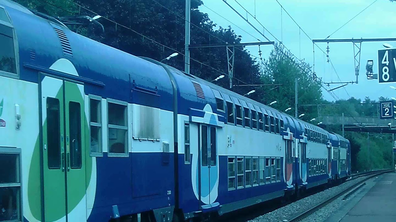 depart de train [Z5600, ORANGIS BOIS DE L'EPINE] - YouTube