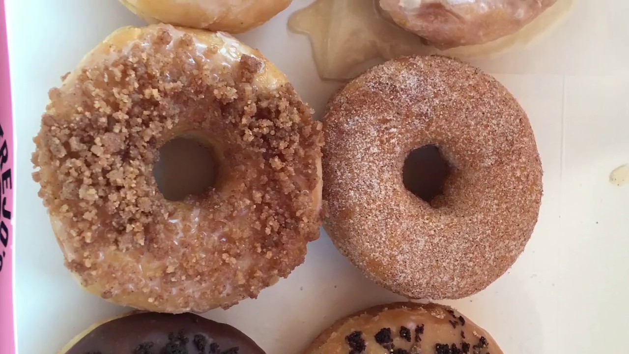 Splash with Ariel - Danny Trejo’s Coffee and Donuts - YouTube