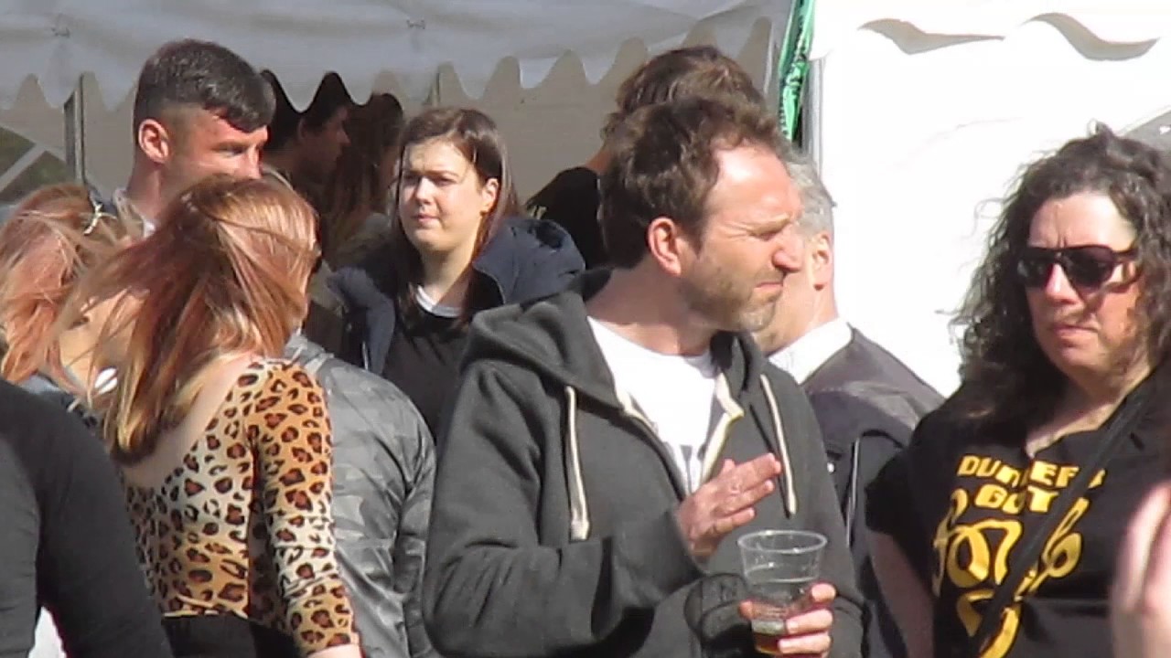 dundee westfest 2017 easy Bowie cover - YouTube