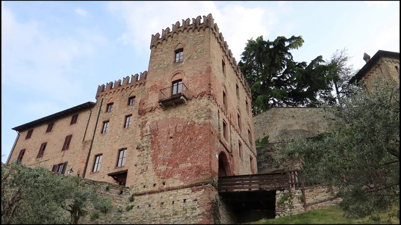 tabiano castello - YouTube