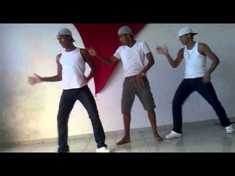 Meladinha - Matheus, Thini, Léo .