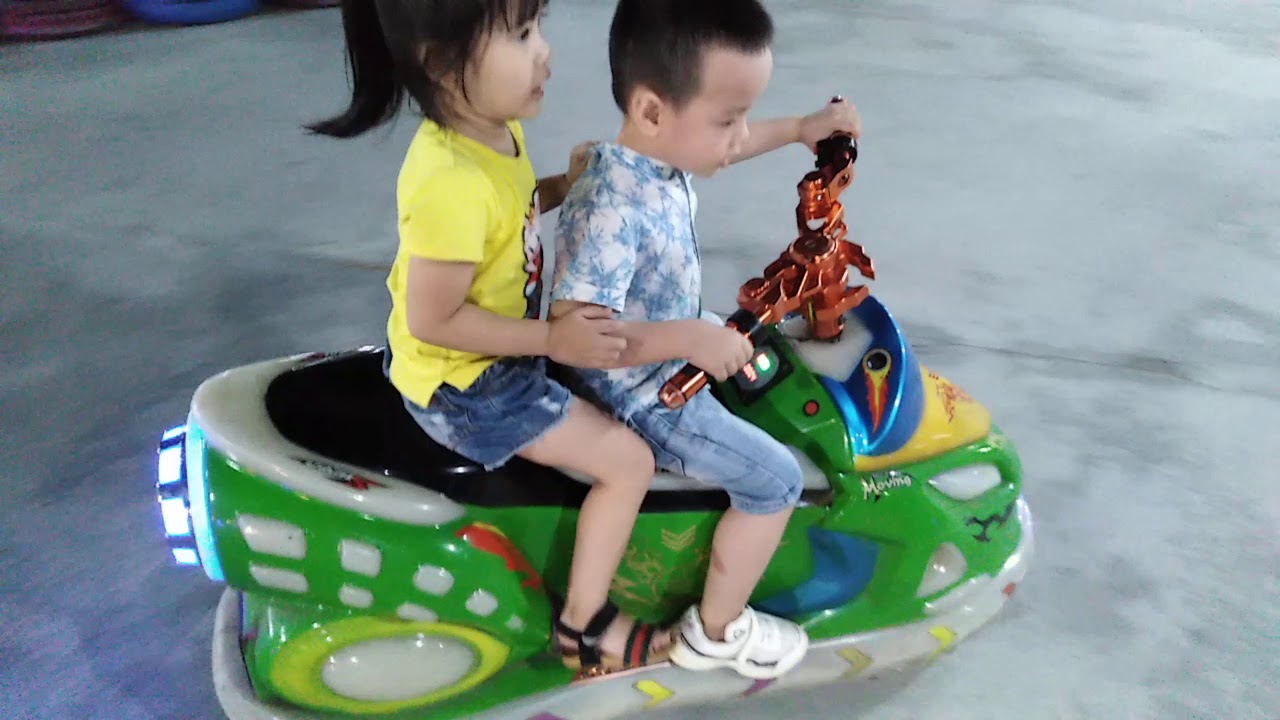 Abcdef Fedcba Hai anh em đi chơi công viên - YouTube