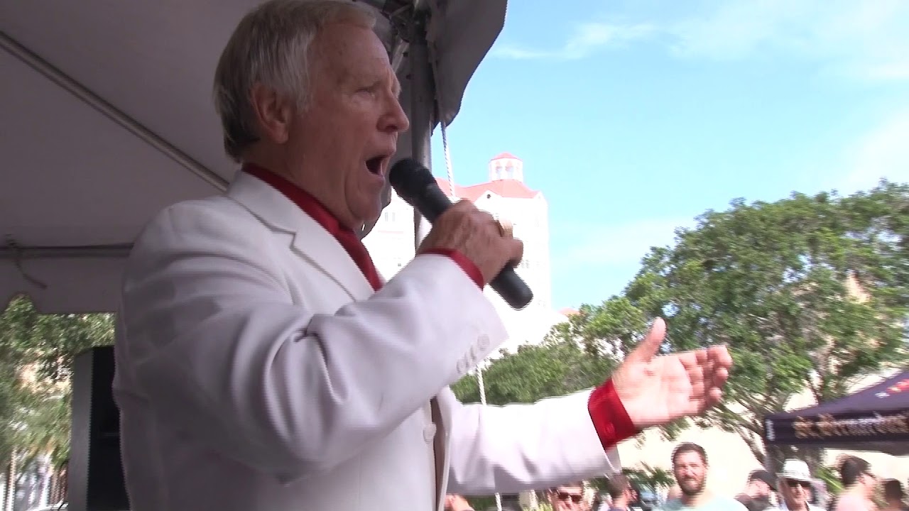 The Polka King Jan Lewan sings GORALU CZY CI NIE ZAL at The West Palm ...