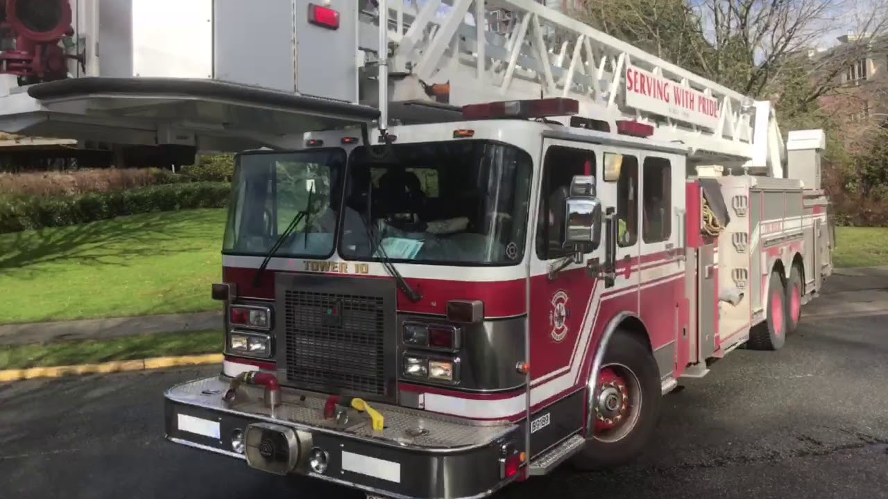 Vancouver Fire Quint 10 & Tower 10 Responding - YouTube
