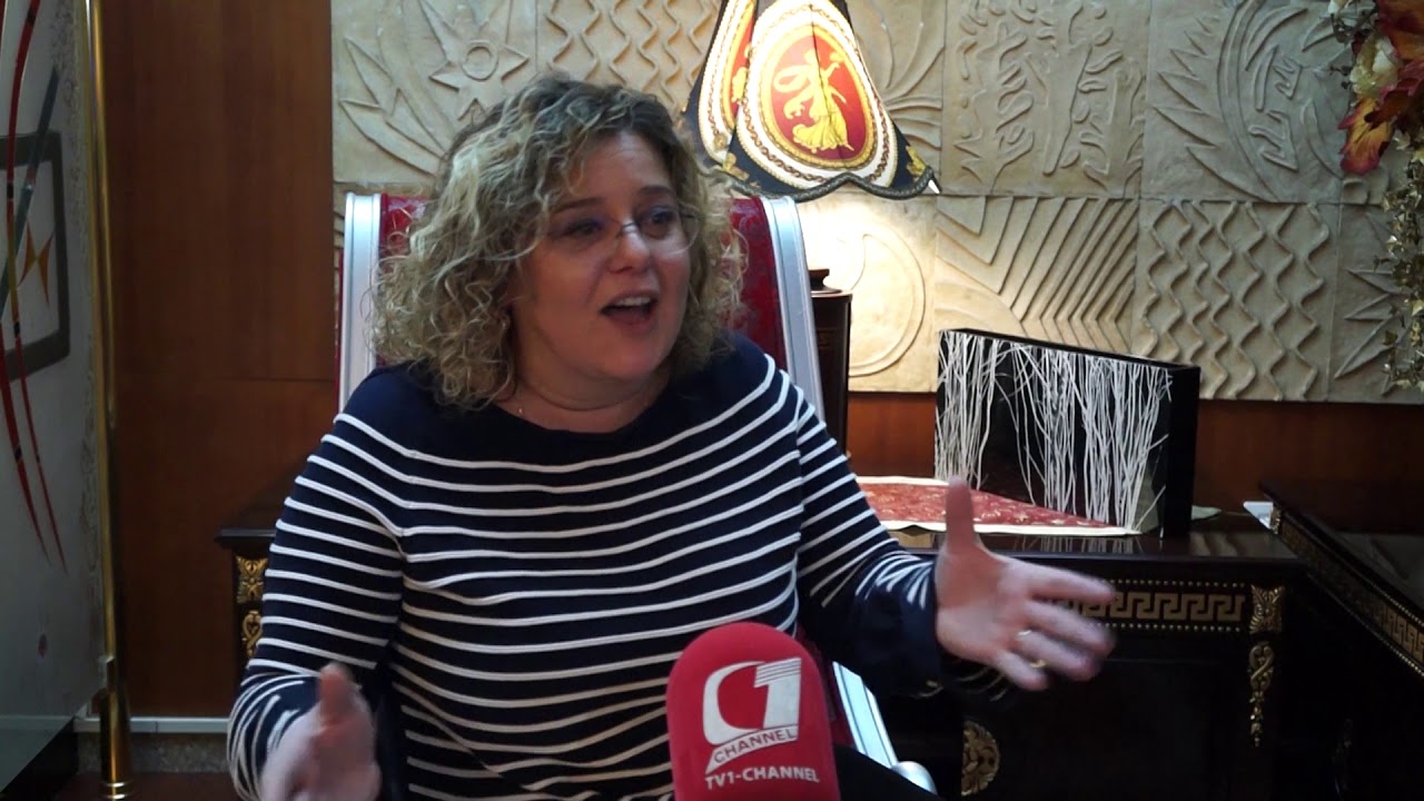 INTERVISTA E PLOTE ANILA BASHA - YouTube