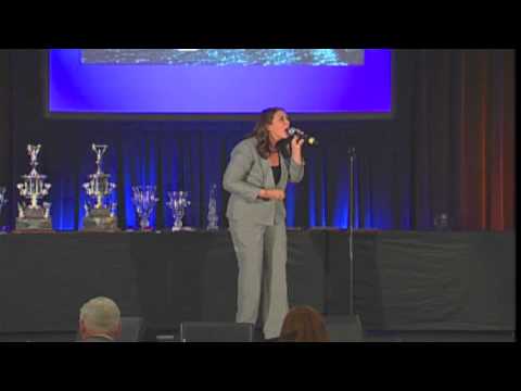 International Auctioneer Championship 2013 Megan McCurdy Finals - YouTube