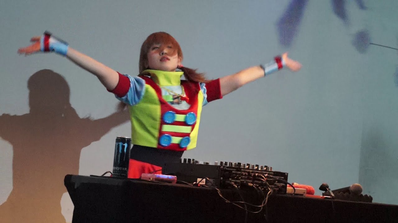 TORIENA live at 2.5D 3-1-2015 - YouTube