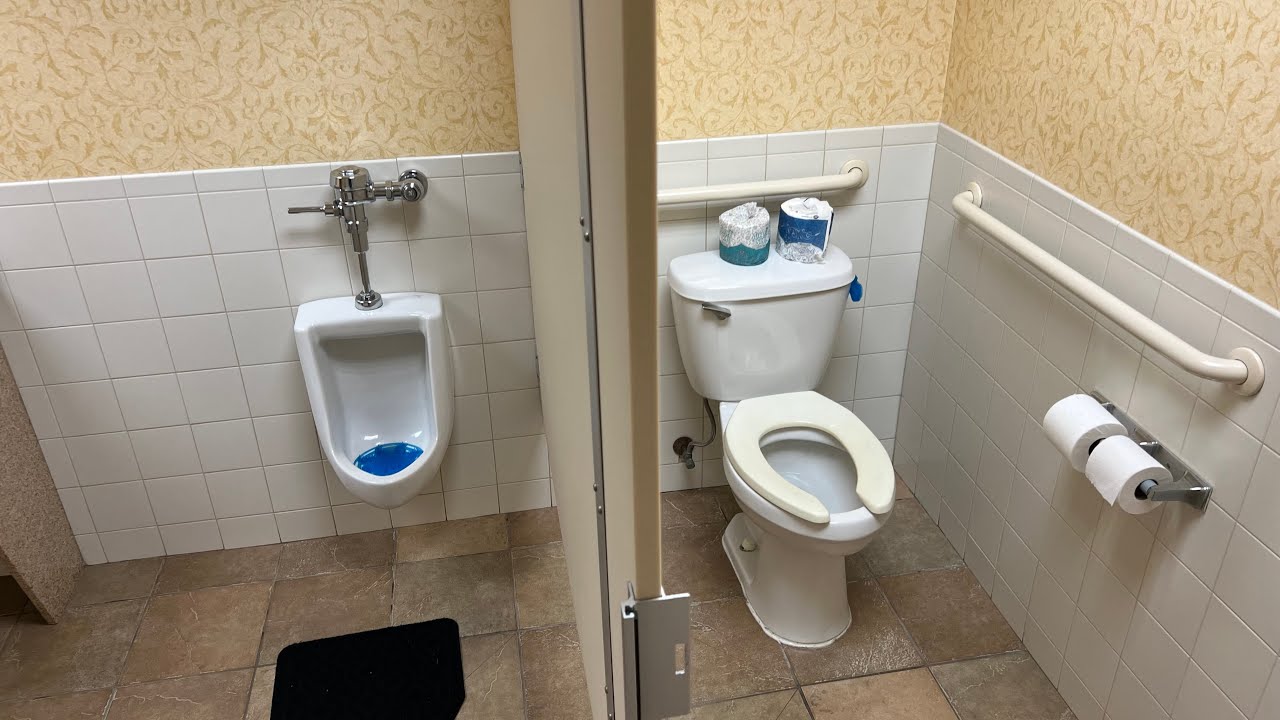 Holiday Inn Men’s Restroom Full Shoot! - YouTube