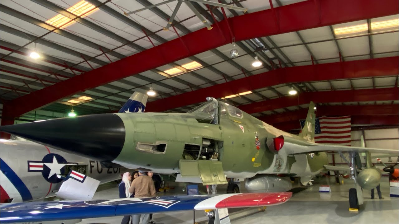 Republic F-105 Thunderchief walk around and review! #vietnam #warthunder #war #jet - YouTube