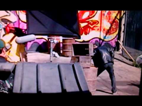 Mark Riccardi.On set Without a Trace. - YouTube