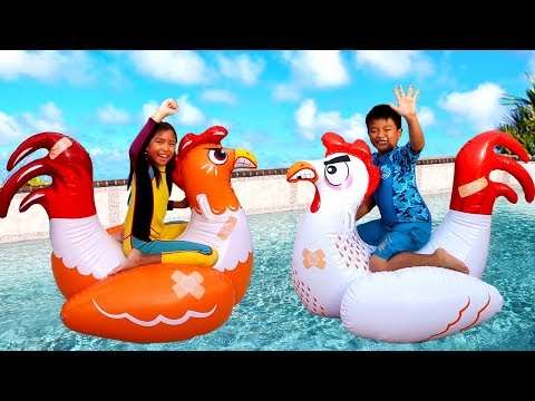 Wendy Pretend Play with Giant Chicken Floats Kids Toys in Swimming Pool