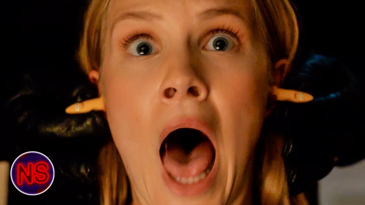 Carver KILLS Yulia | Thanksgiving | Now Scaring - YouTube