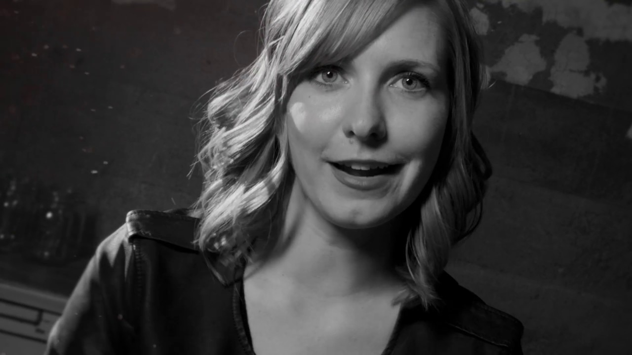 Sara Morris is FINALLY making an album! - YouTube