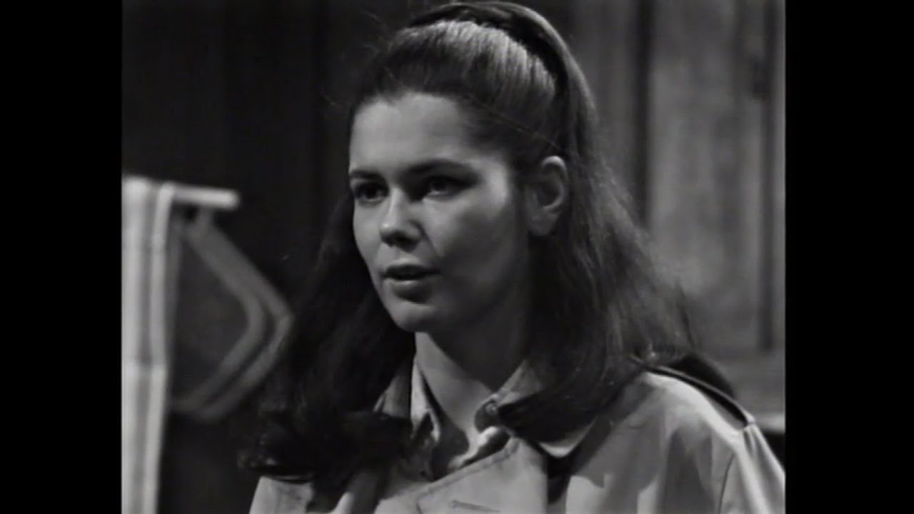 NEW Celebrating Alexandra Isles Scenes Vicki and Matthew Morgan - YouTube